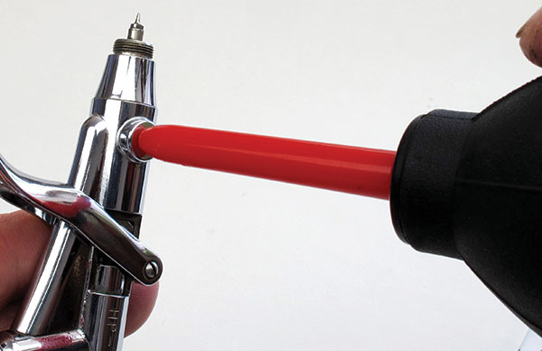 Airbrush maintenance guide - World Of Railways