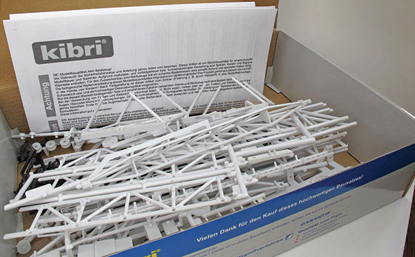 How to build a gantry crane for model railways - World Of Railways