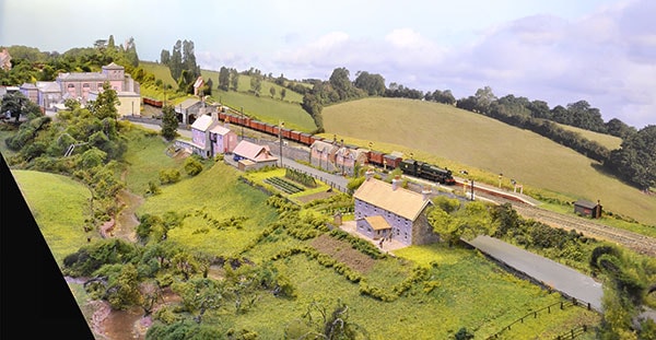 Wickwar in N gauge - World Of Railways