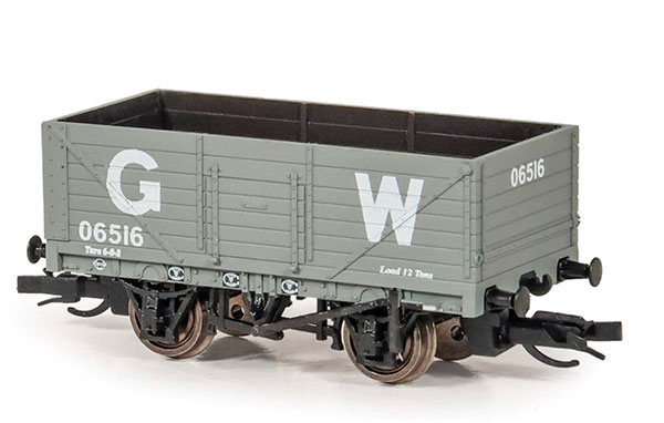 VIDEO: First look at KR Models' GT3 - World Of Railways