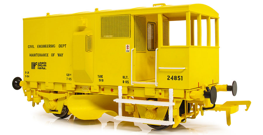 REVIEW: Irish Railway Models CIE/Irish Rail Ballast Plough Van - World ...