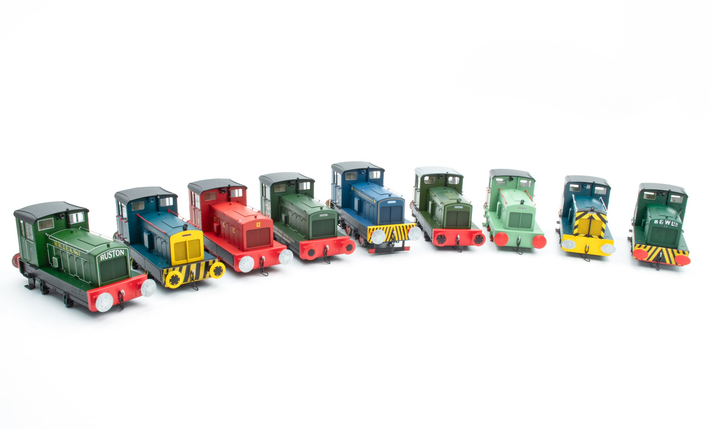 Accurascale Reveal O Gauge Ruston 88DS Decorated Samples - World Of ...