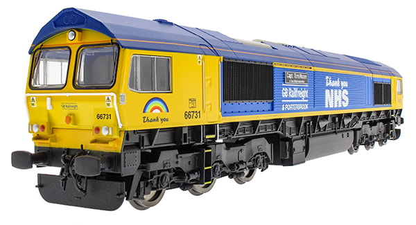 Hornby Class 66 'Captain Tom Moore' arrives with customers - World Of ...